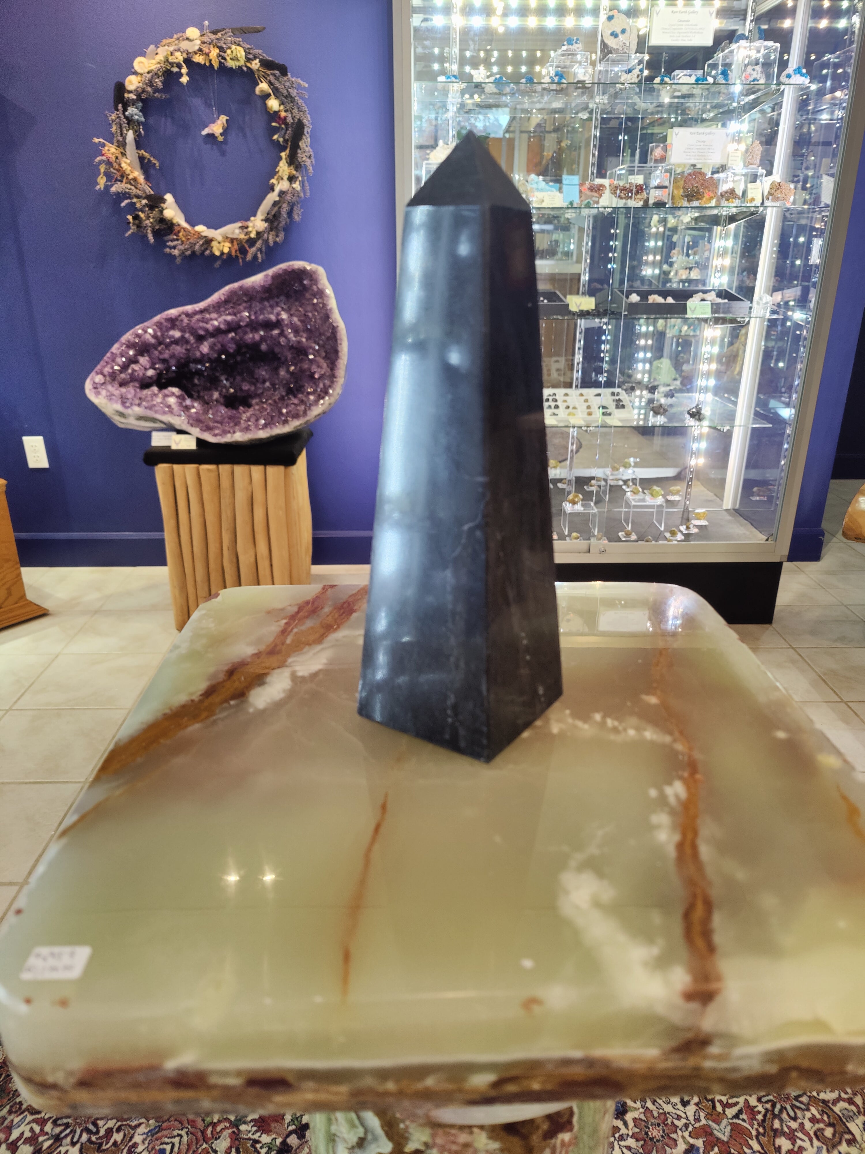 Black Onyx Obelisk Sculpture 12" – Rare Earth Gallery